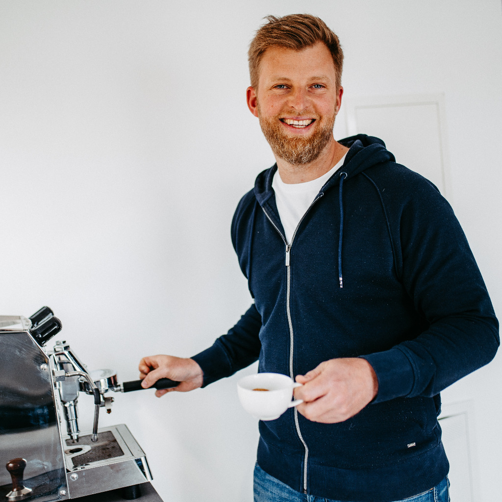 Jan Haarhoff - Geschäftsführer und Inhaber - uppr GmbH | XING