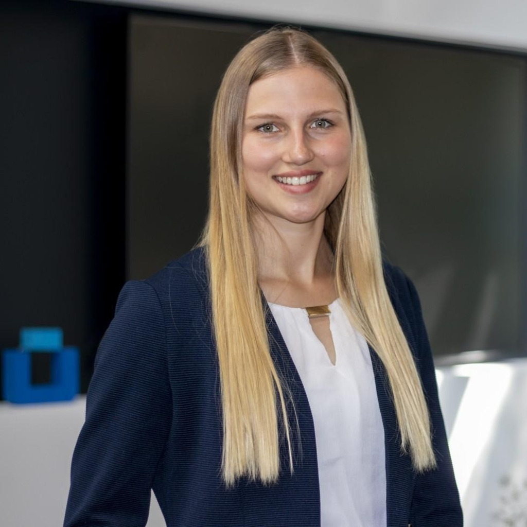 Rebecca Wahl - Personalreferentin - SÜLZLE Gruppe | XING