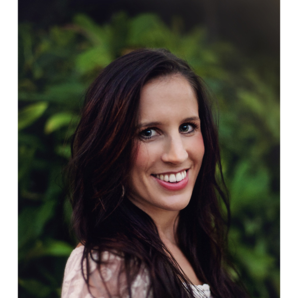 Heidi Bertucci - Realtor Associate | Owner - Corcoran Pacific ...