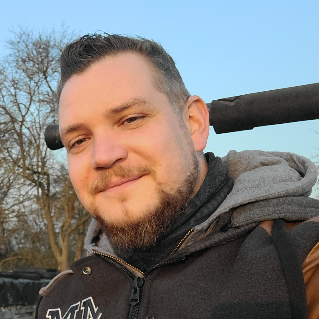 Jonathan Schuster's Instagram, Twitter & Facebook on IDCrawl