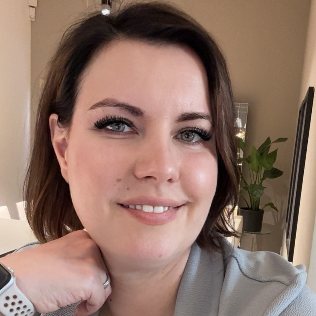 Kathleen Freeman - Sales Manager - WHO'S PERFECT - La Nuova Casa ...