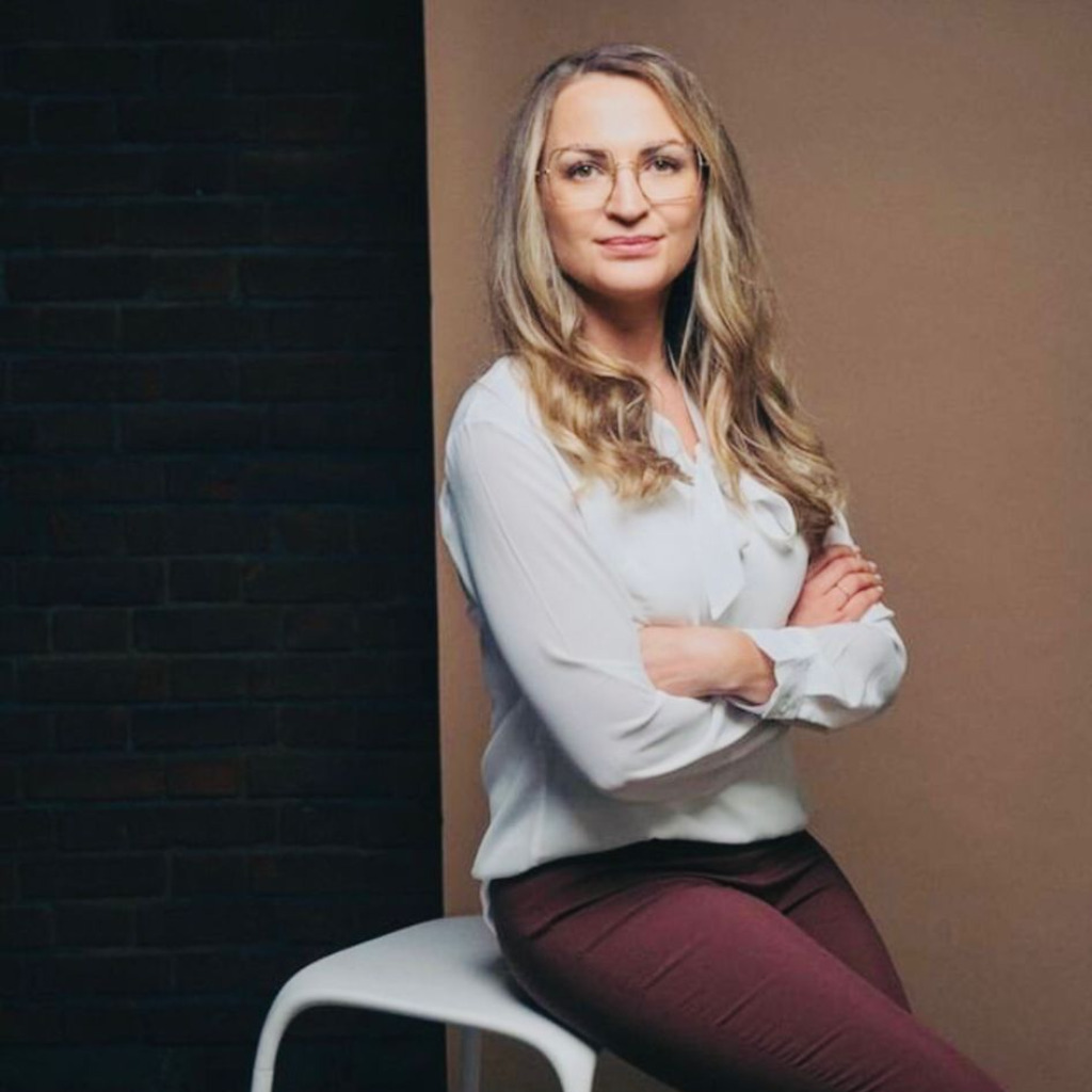 Kim Gallion - Junior Media Campaign Manager - United Internet Media ...