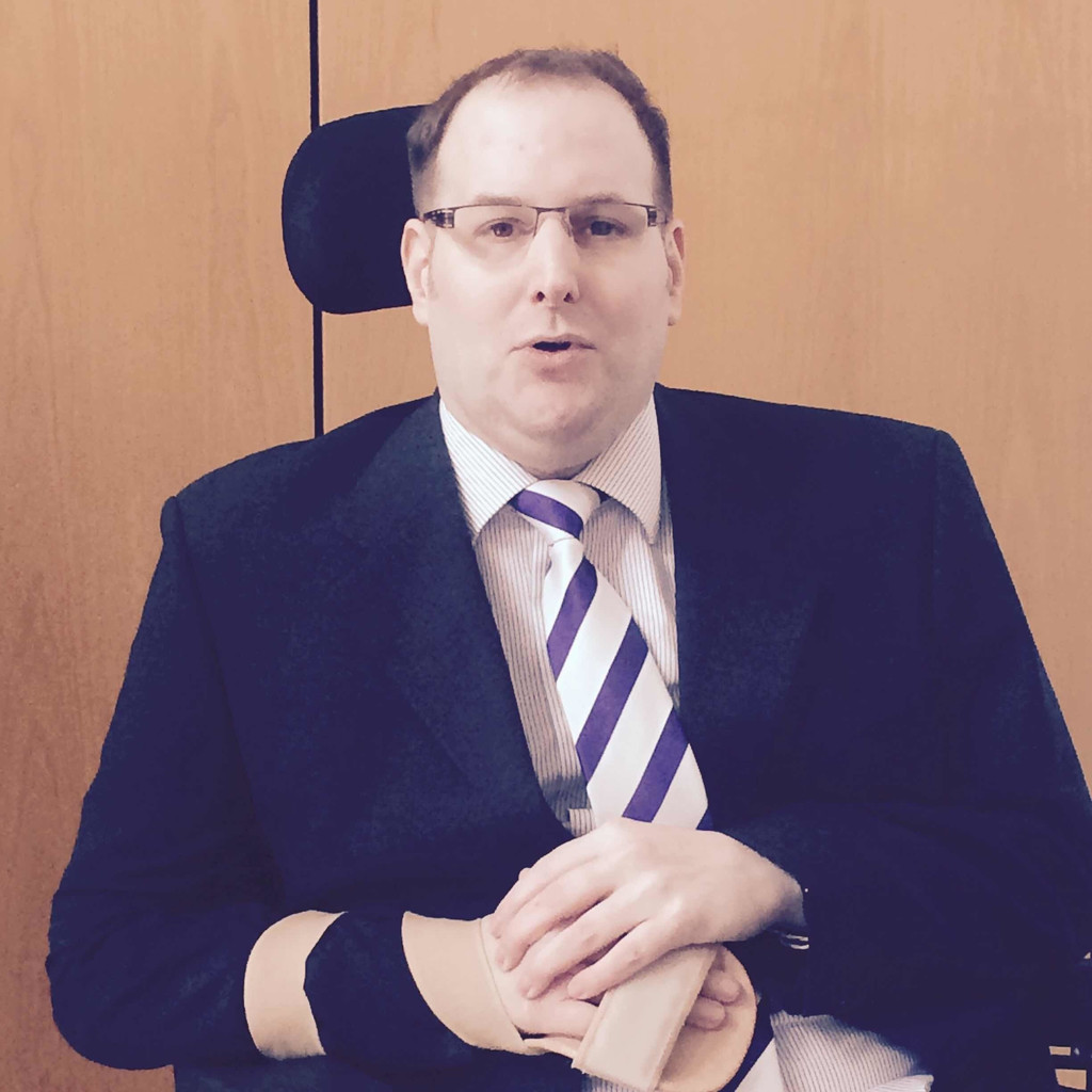 Christian Kramer - sorting folders & photos - Werthmann-Werkstätten | XING