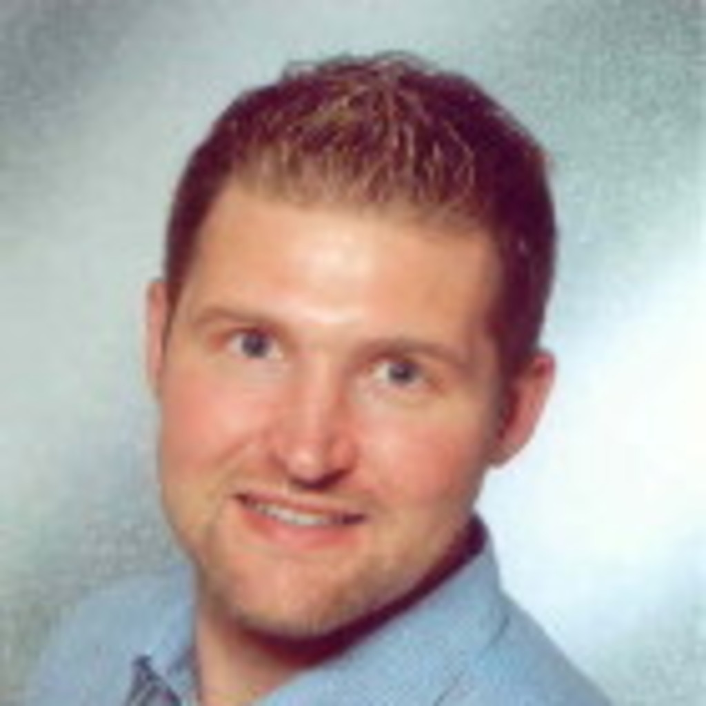 Andre Gewitz - Fertigungsplanung/ production engineering - Fujitsu ...