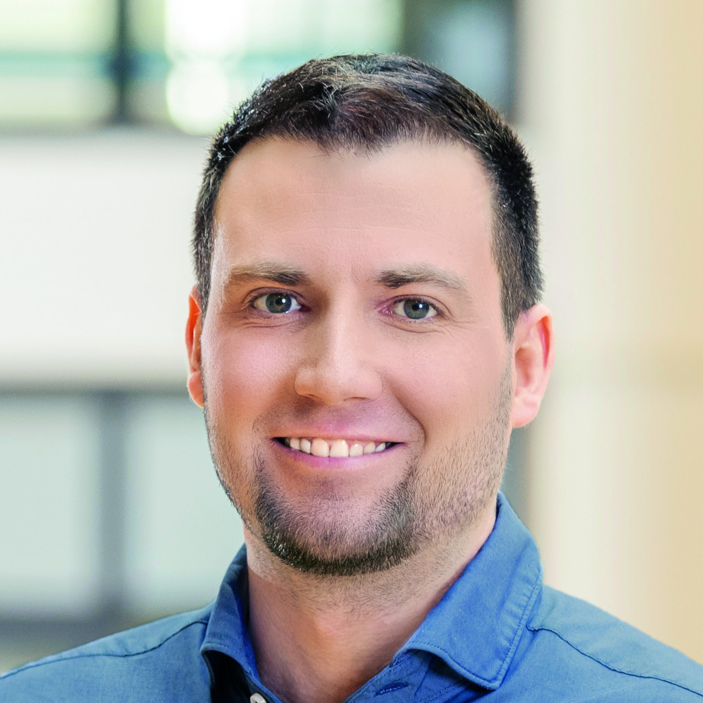 Dominik Becker - Software-Ingenieur - aas Akademie für Arbeits- und ...