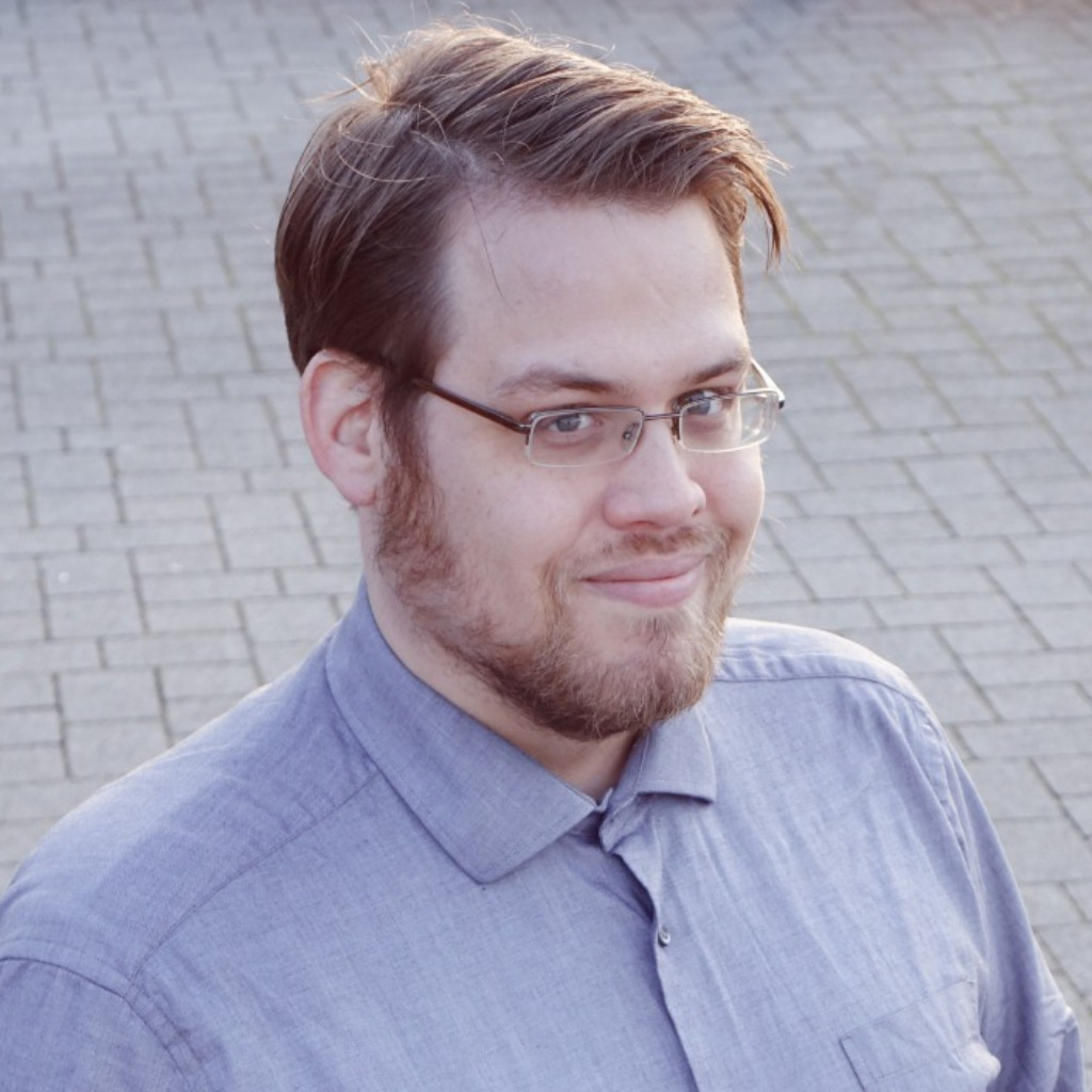 Dennis Ritz - Projektmanager E-Commerce - beeclever GmbH | XING