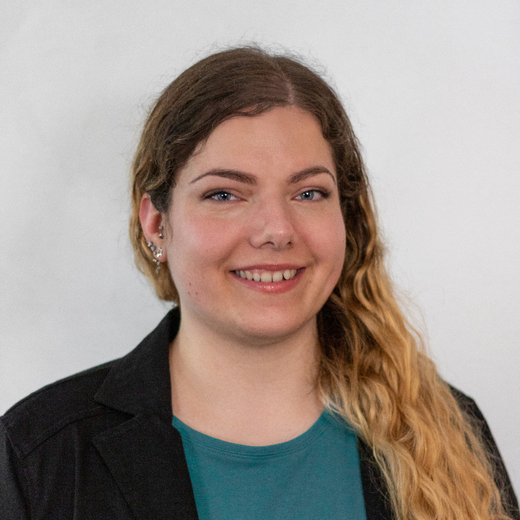 Jennifer Daum - Kalkulatorin - C + P Industriebau GmbH & Co. KG | XING