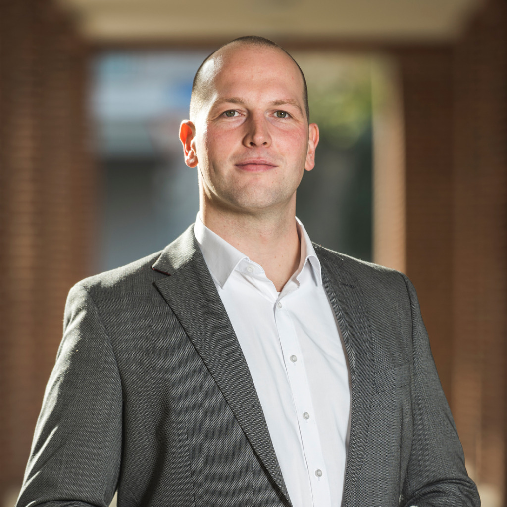 Tim Leisenberg - Regional Sales Manager - SMART Technologies (Germany ...