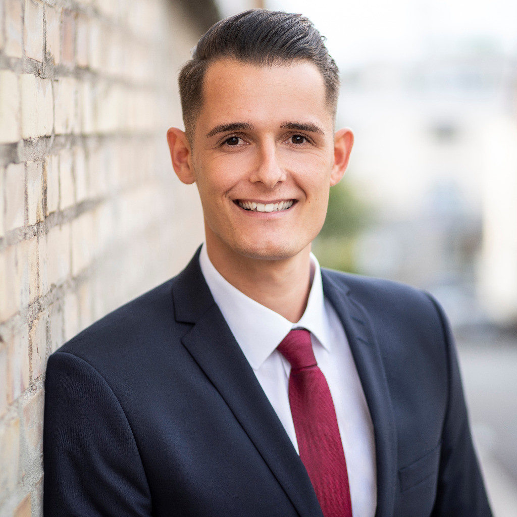 Alexander Thomas - Key Account Management IT Contracting Strategic ...