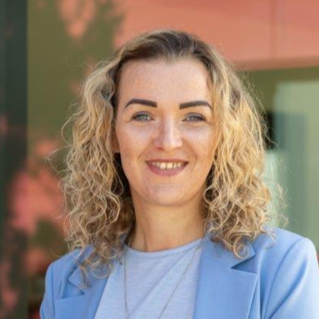 Angelique Seidel - Assistentin der Geschäftsleitung - holac ...