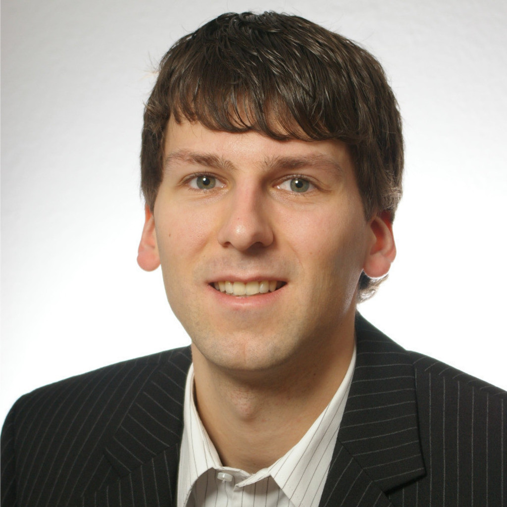 Michael Niendorf - Elektrische Entwicklung AVT - Infineon Technologies ...