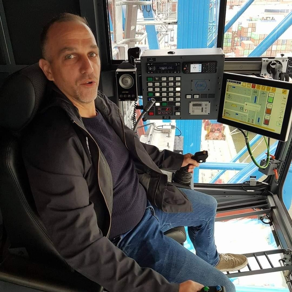 Sven Busch - Betriebsleiter - DillLog GmbH | XING