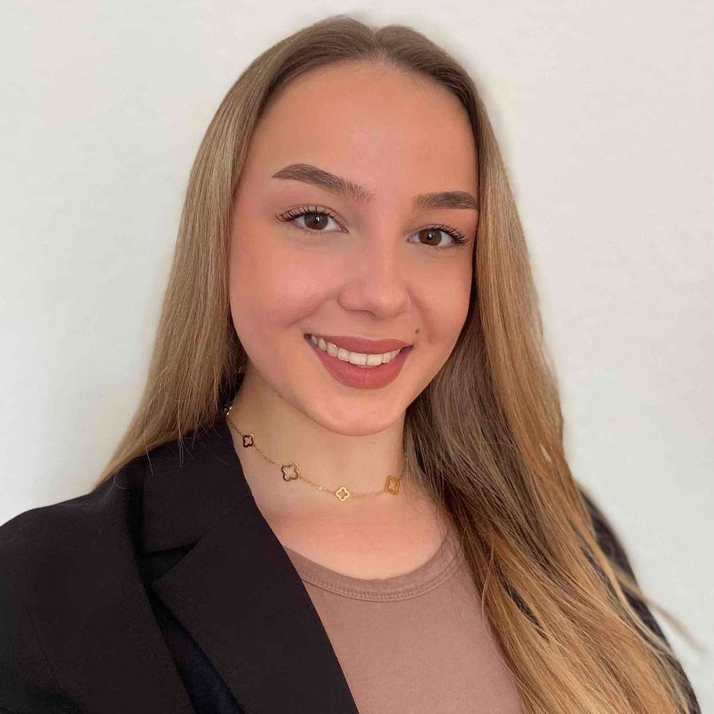 Franziska Baschin - Einzelhandelskauffrau - Deichmann SE | XING