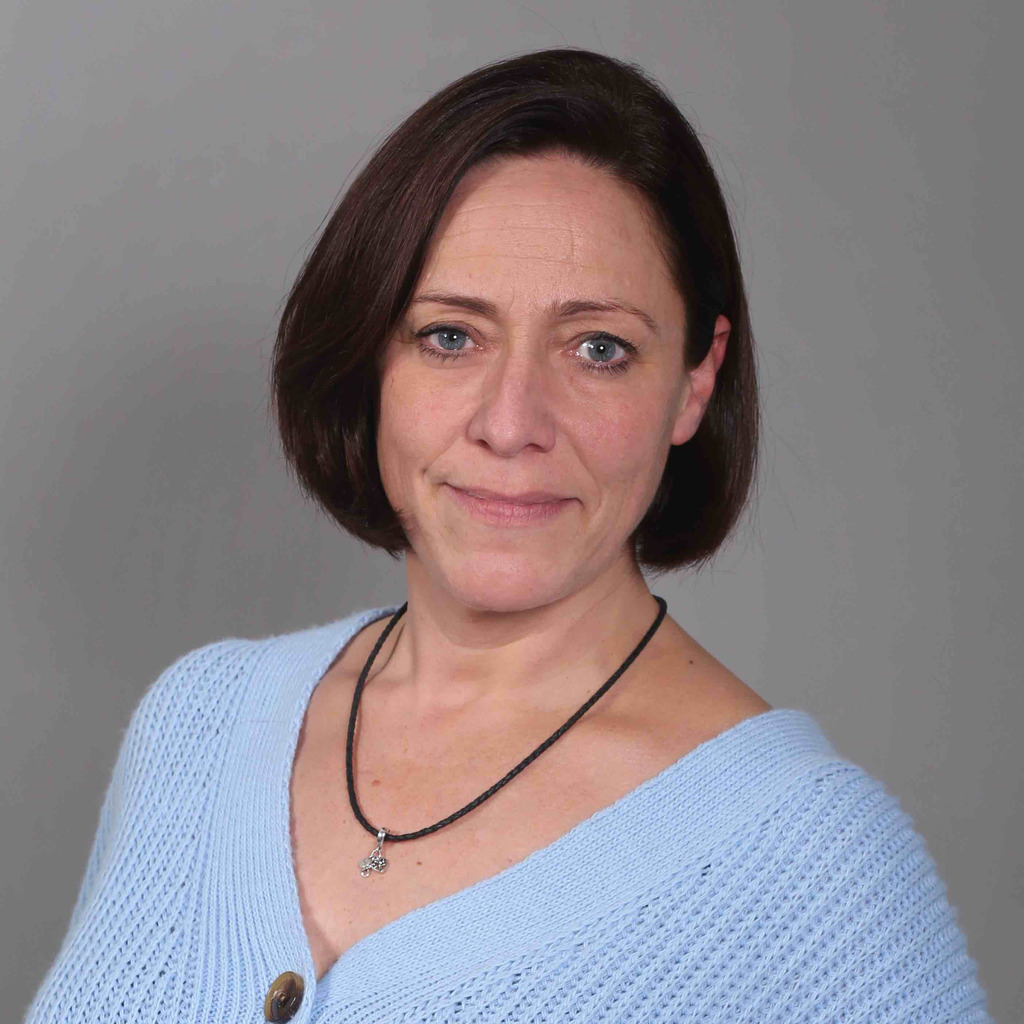 Alexandra Saam - Kauffrau - Metallbau Alexander Saam | XING