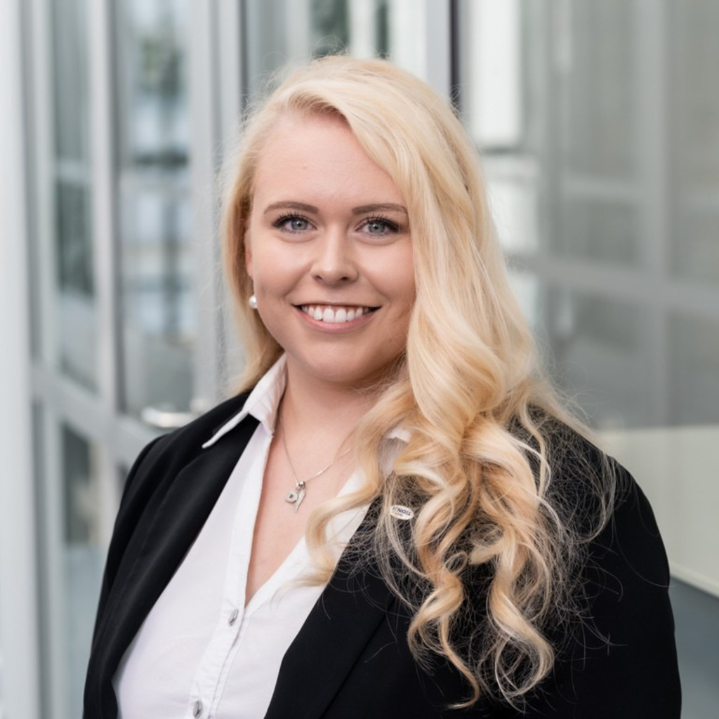 Denise Mauser - Internationaler Anwendungs- und Prozessupport - KNOLL ...