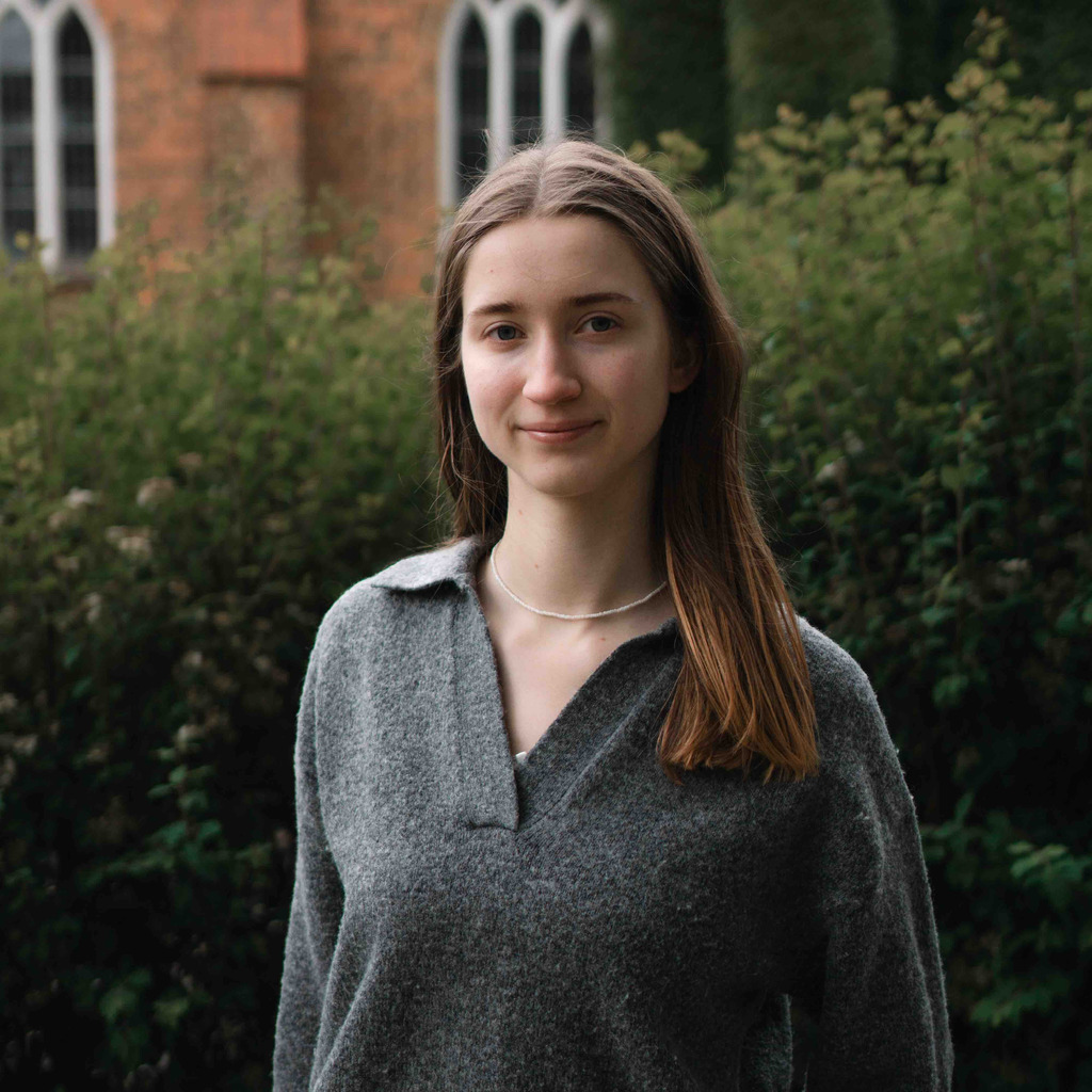 Ronja Hartert - Minijob - ONLY | XING