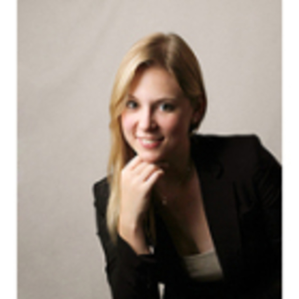 Sandra Hellwig - Marketing Managerin - SERVISA | XING