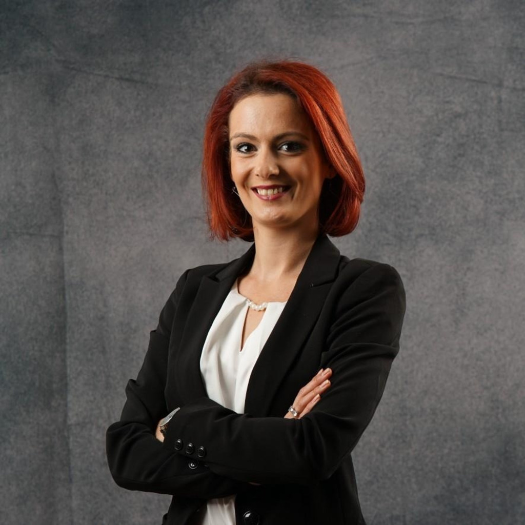 Julia Wilhelm - Leitung Vorstufe - Wilhelm Druck & Werbung | XING