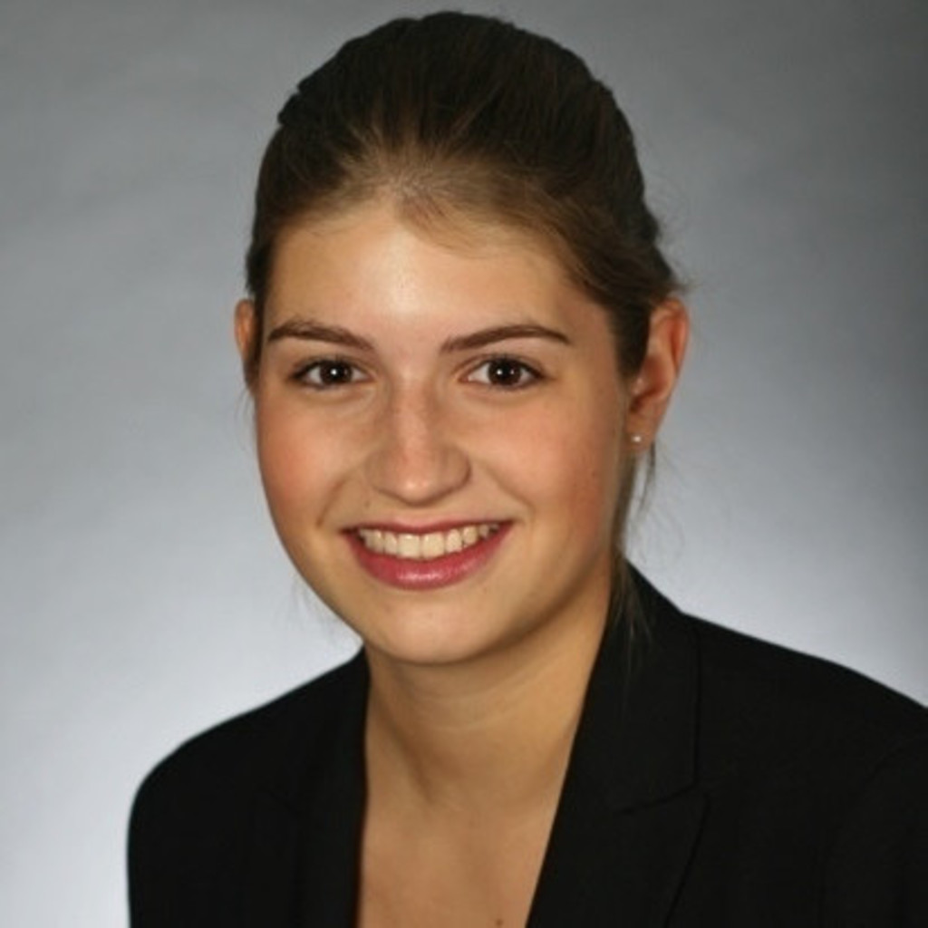 Charlotte Dupeyron - International Management Studies - Europa ...