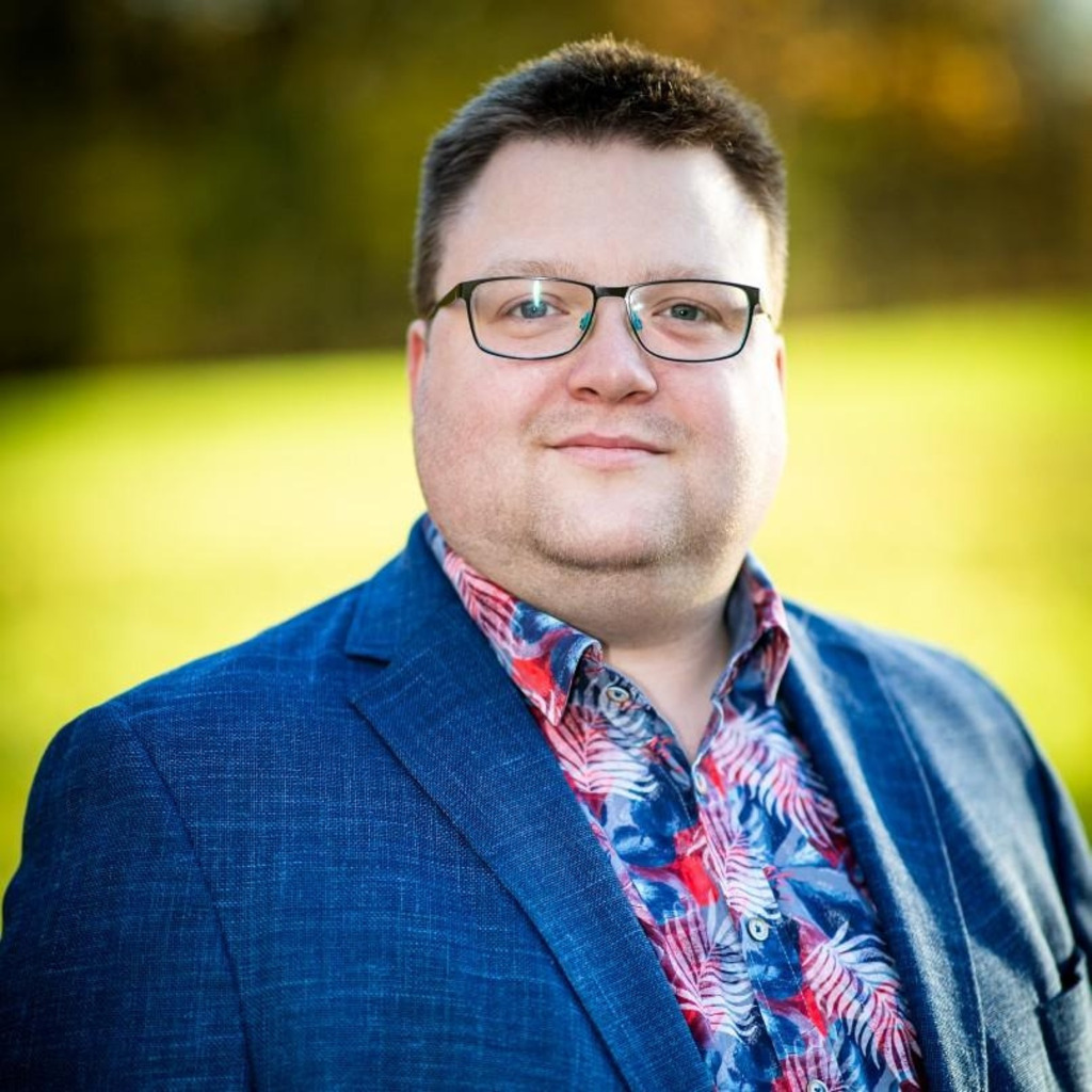 Dennis-René Wolff - Schiffsführer - HADAG | XING