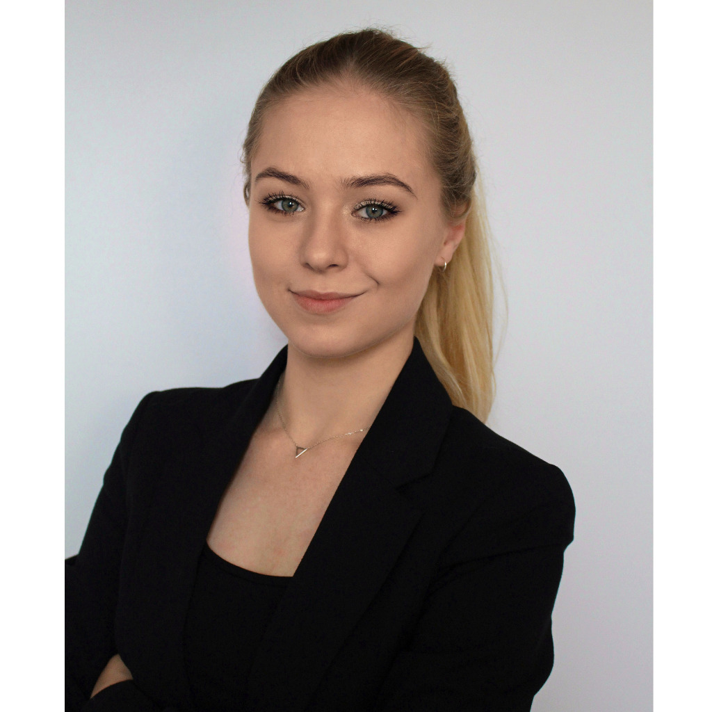 Jacqueline Dorn - Senior Projektmanager Adobe Digital Experience ...