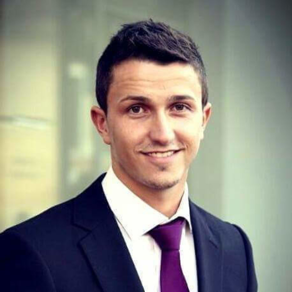 Peter Eggle - Vermögensmanagement Firmenkunden - Sparkasse Neu-Ulm - Illertissen | XING