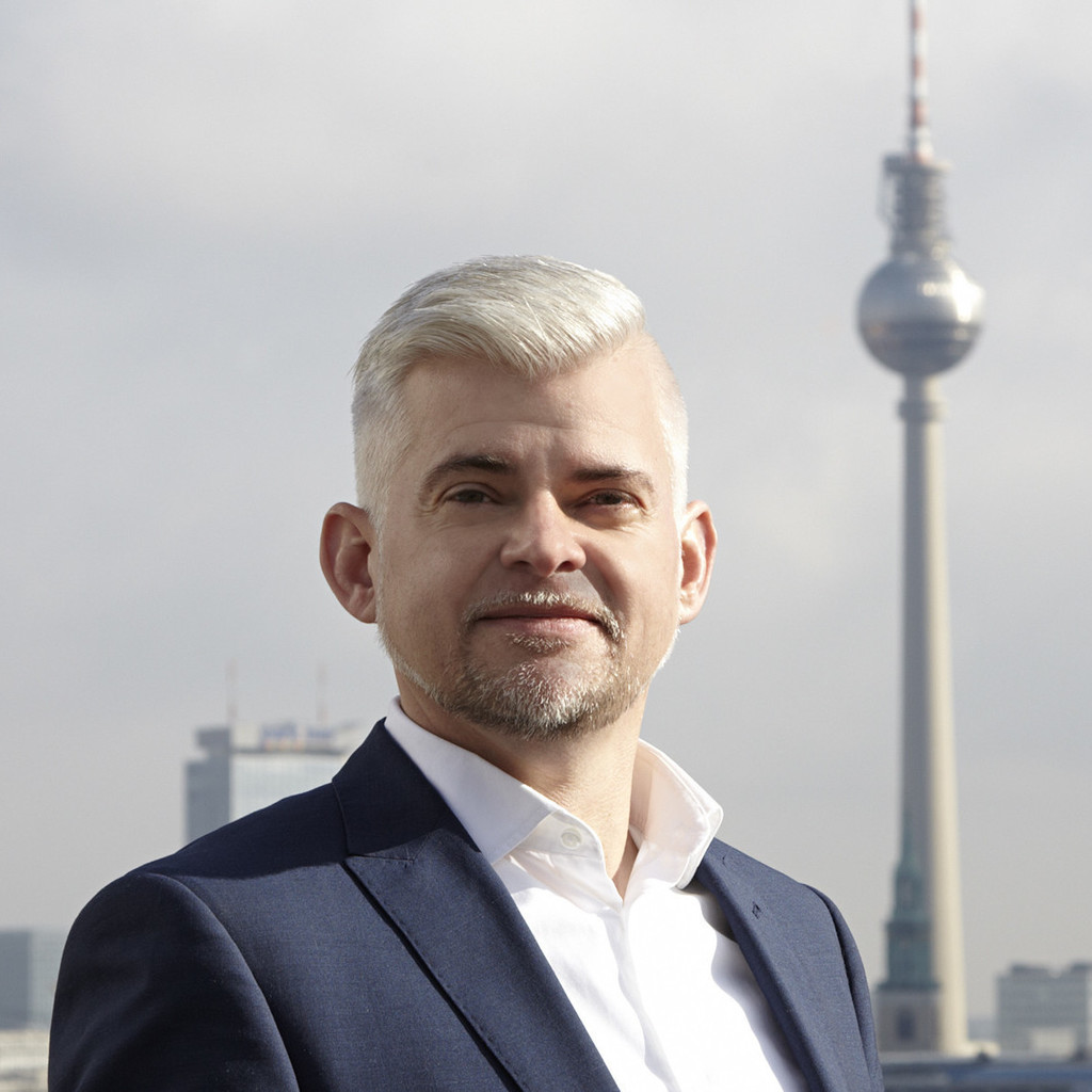 Patrick Reitz - Leitung Produktmanagement Bus / Gesellschafter - M ...