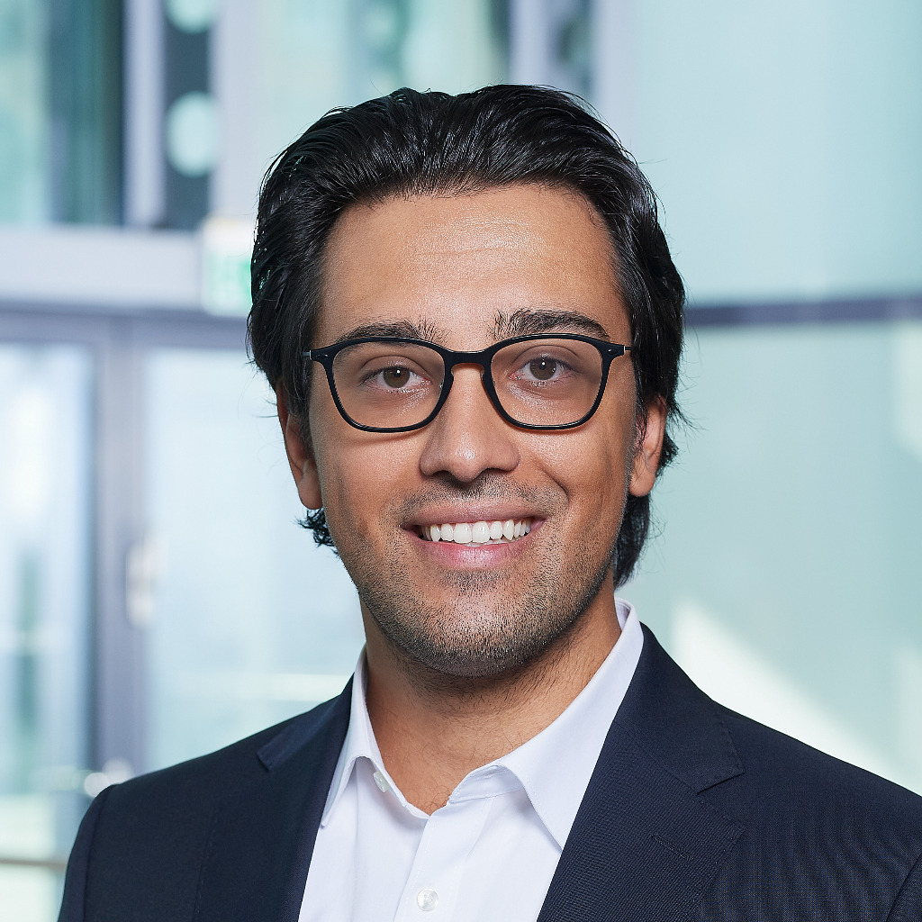 Niklas Oppermann - Project Manager Business Development - Porsche ...