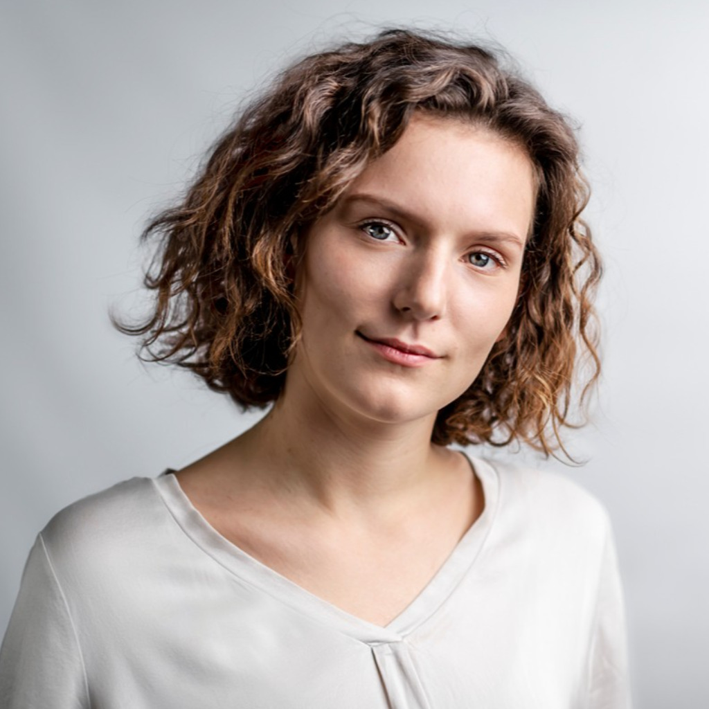 Anna Lea Jakobs - Journalistin in Ausbildung im Investigativteam ...