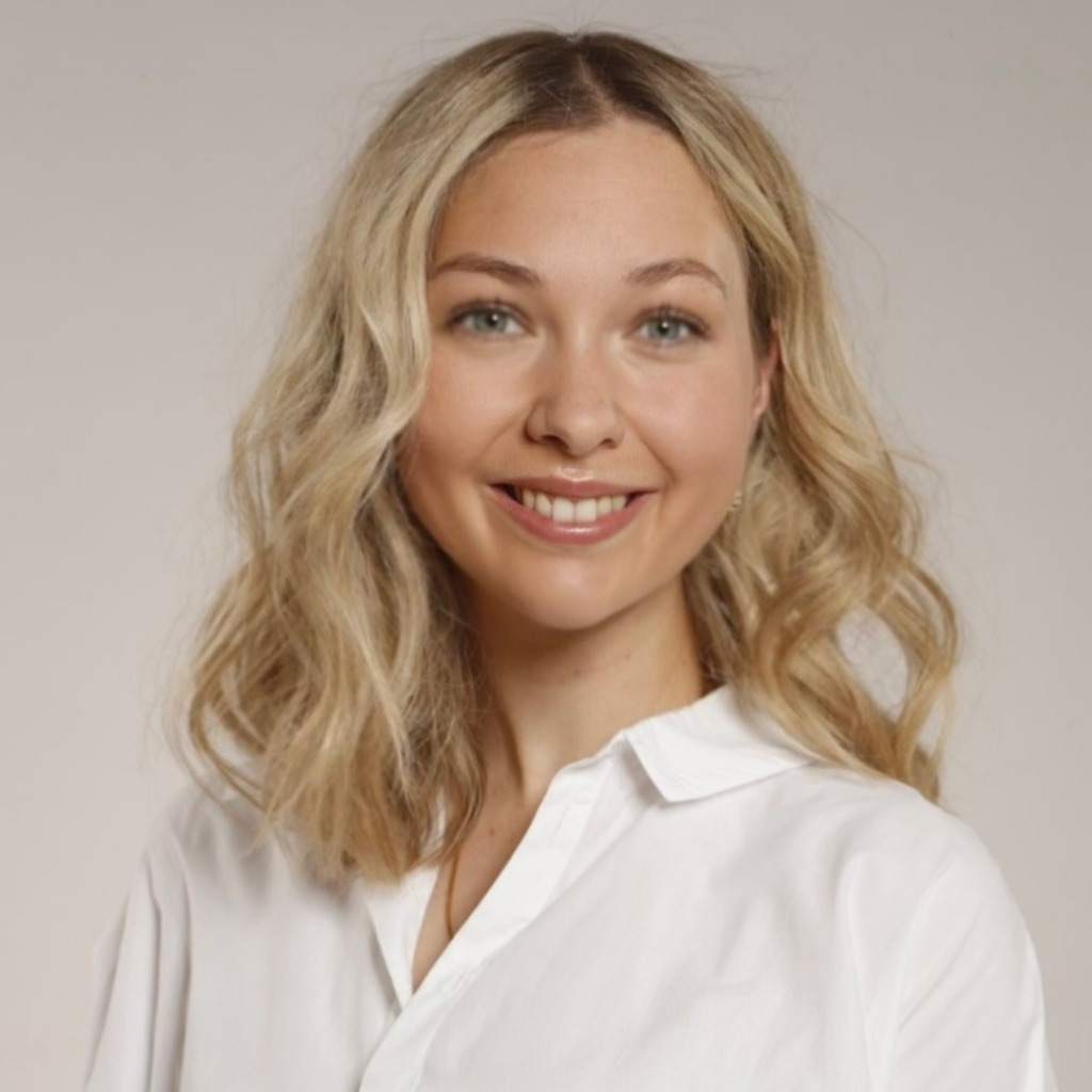 Alexandra Probst - AbbVie Care Operations & eSolutions Manager - AbbVie ...