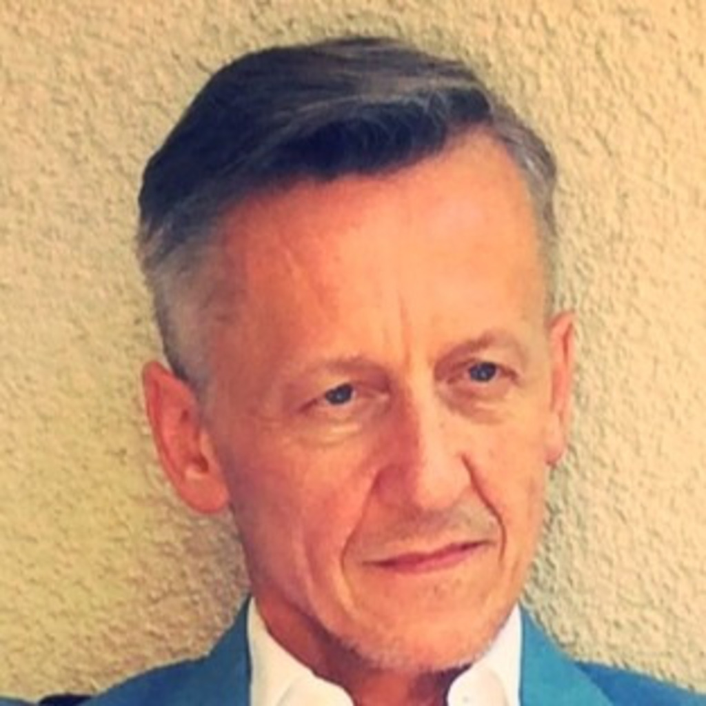 Josef Tischler - Fashion Senior Retail und Franchise Manager - Rose ...