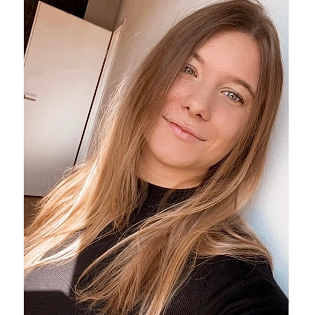 Jessica Hinze - Technischer Außendienst Dachtechnik - Hassmann KG | XING