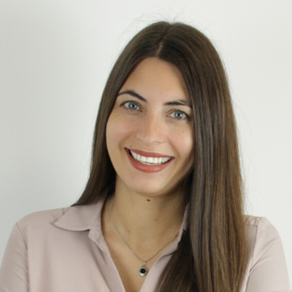 Lisa Schmidt - Talent Manager - HUGO BOSS AG | XING