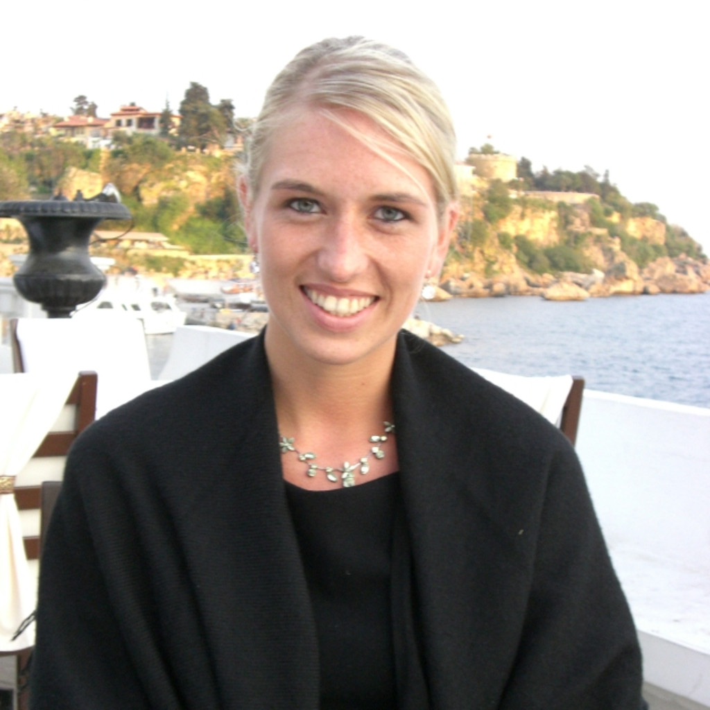 Nadine Thomas - Conference & Events Sales Manager - Hilton | XING