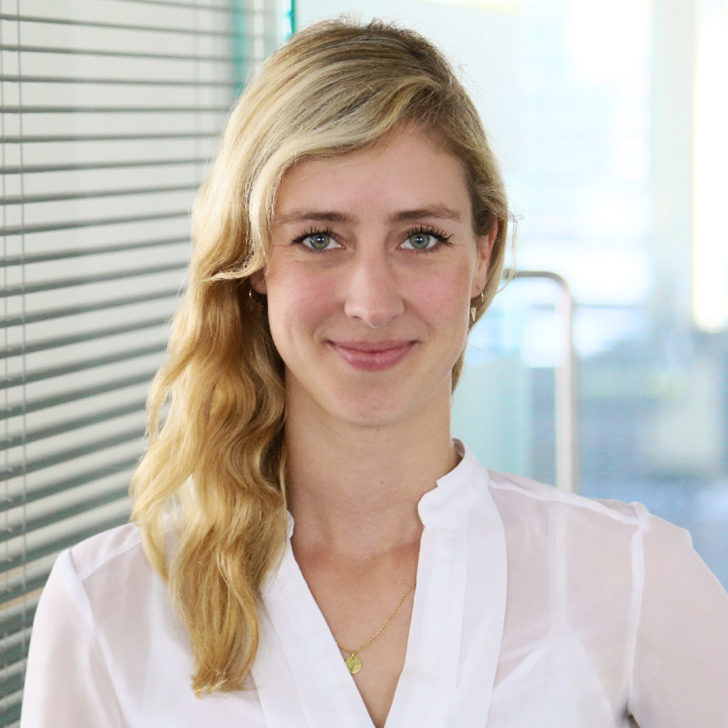 Anna Möker - Gesundheitsmanagement - FOM – Hochschule für Oekonomie und ...