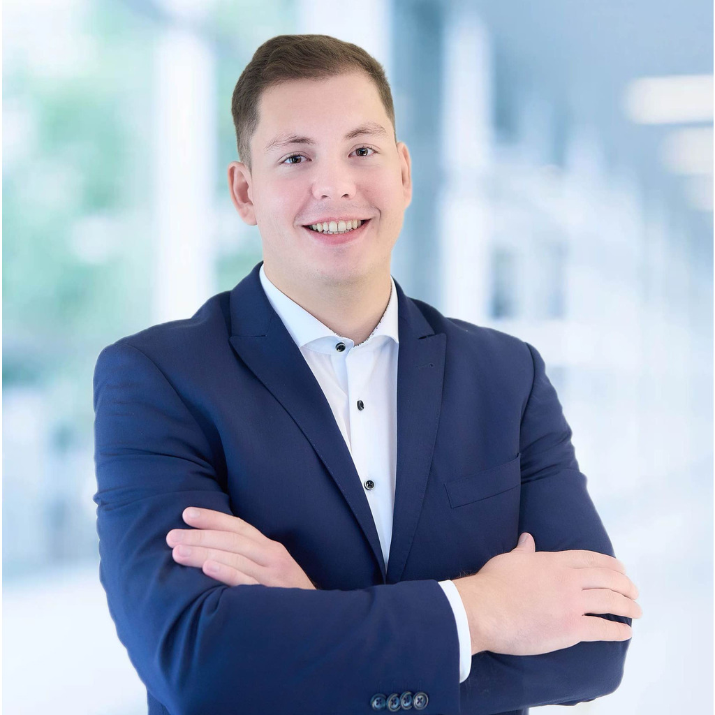 Adrian Urban - Projektmanager - AB 9625 ...