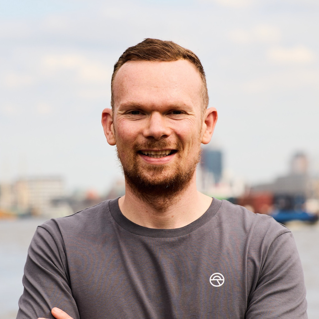 Dustin Fontaine - Gründer & Geschäftsführer - Sternglas GmbH | XING