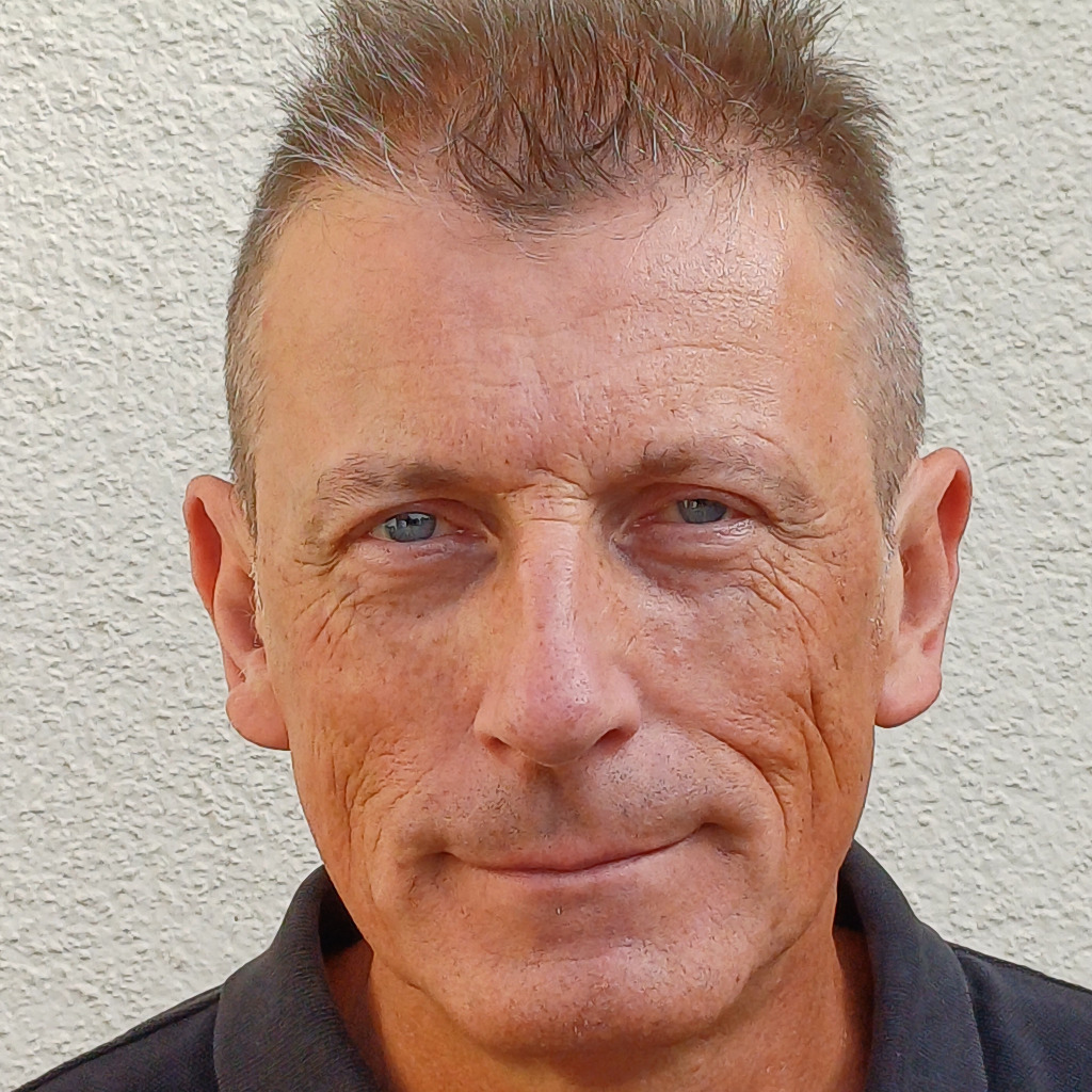 Andreas Reinisch - IT-Trainer, Datenbank-Entwickler - datensatz.at | XING