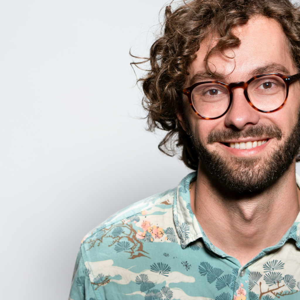 Saud Ahmed - Ghost Writer - Writers Cosmos | XING