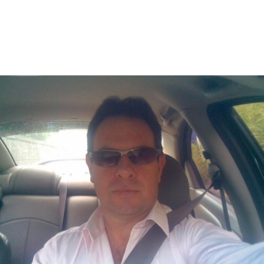 CARLOS MIRANDA - gerente tienda - makro | XING