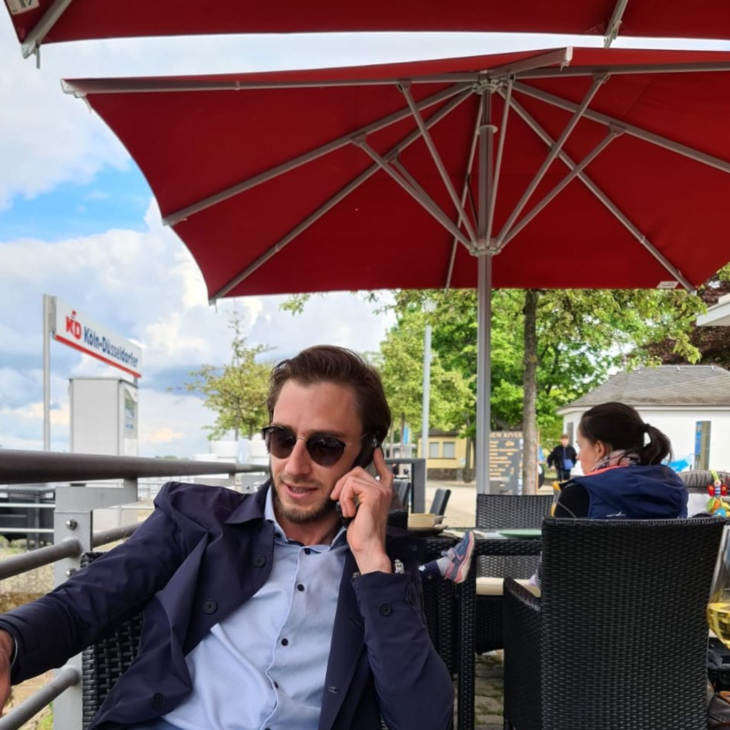 Maximilian Leindecker - Unternehmer - Print & Labels by Max Leindecker ...