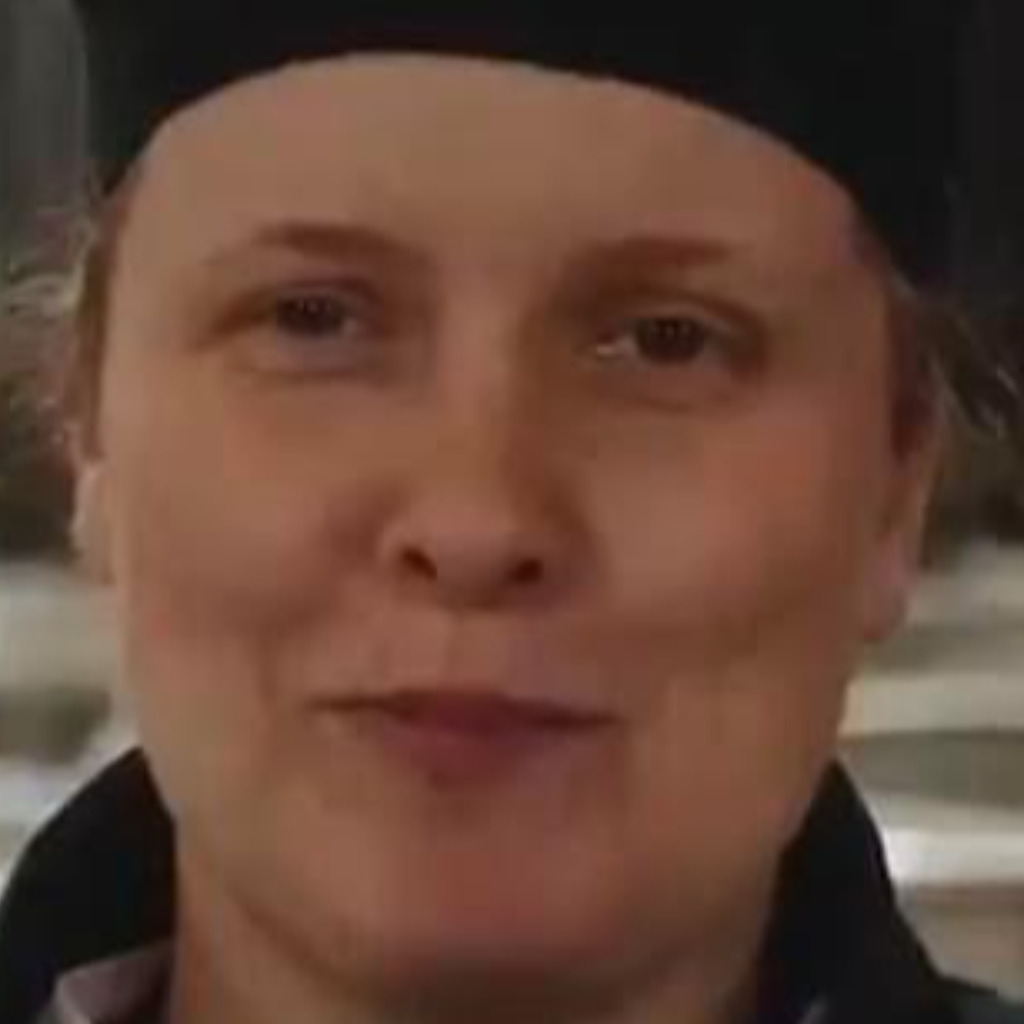 Yvette Mueller - Sous Chef of Pastry - Levy Uk Irland Tottenham Stadium ...