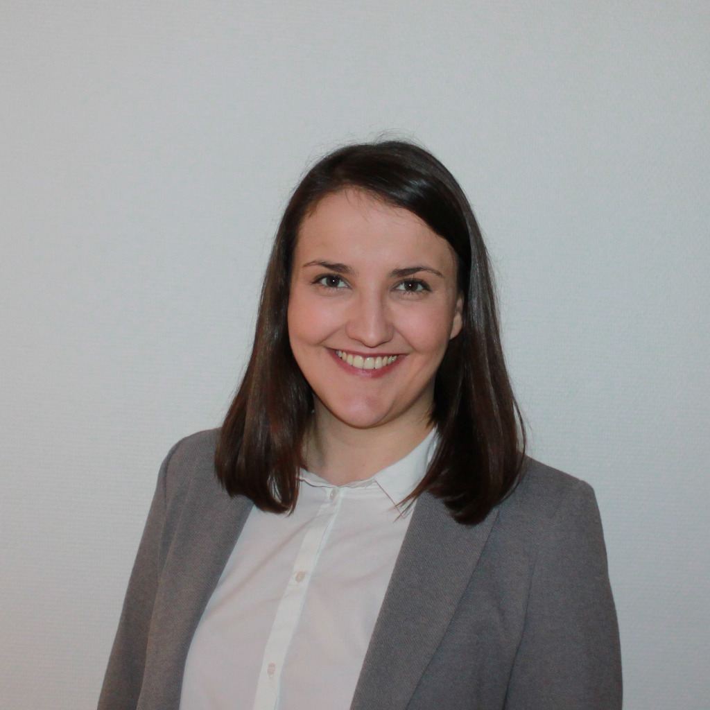 Isabell Wolf - Mitarbeiter Qualitätsmanagement/Labor - JUNG since 1828 ...