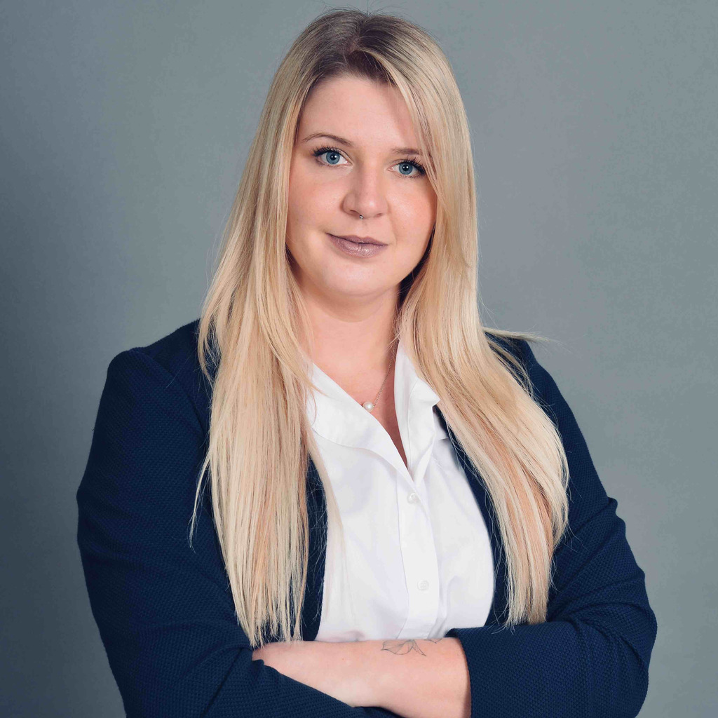 Laura Heinz's Instagram, Twitter & Facebook on IDCrawl