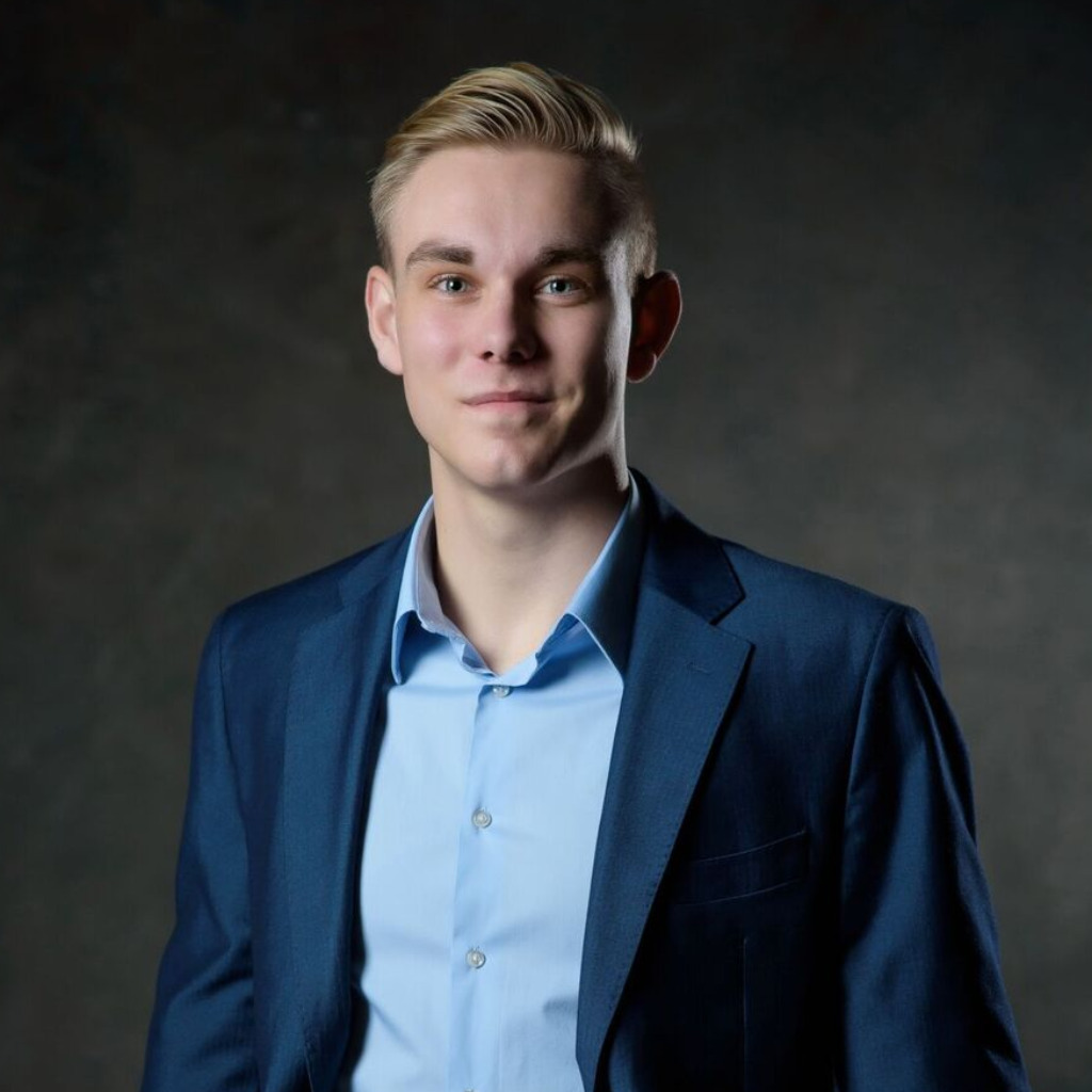 Nikolaus Polak: Ausbildung und Berufserfahrung | XING