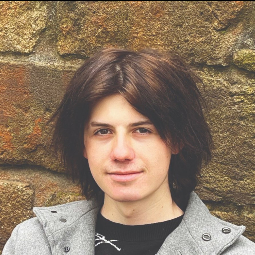 Lucas Thierbach - Dachdecker - Home dach | XING