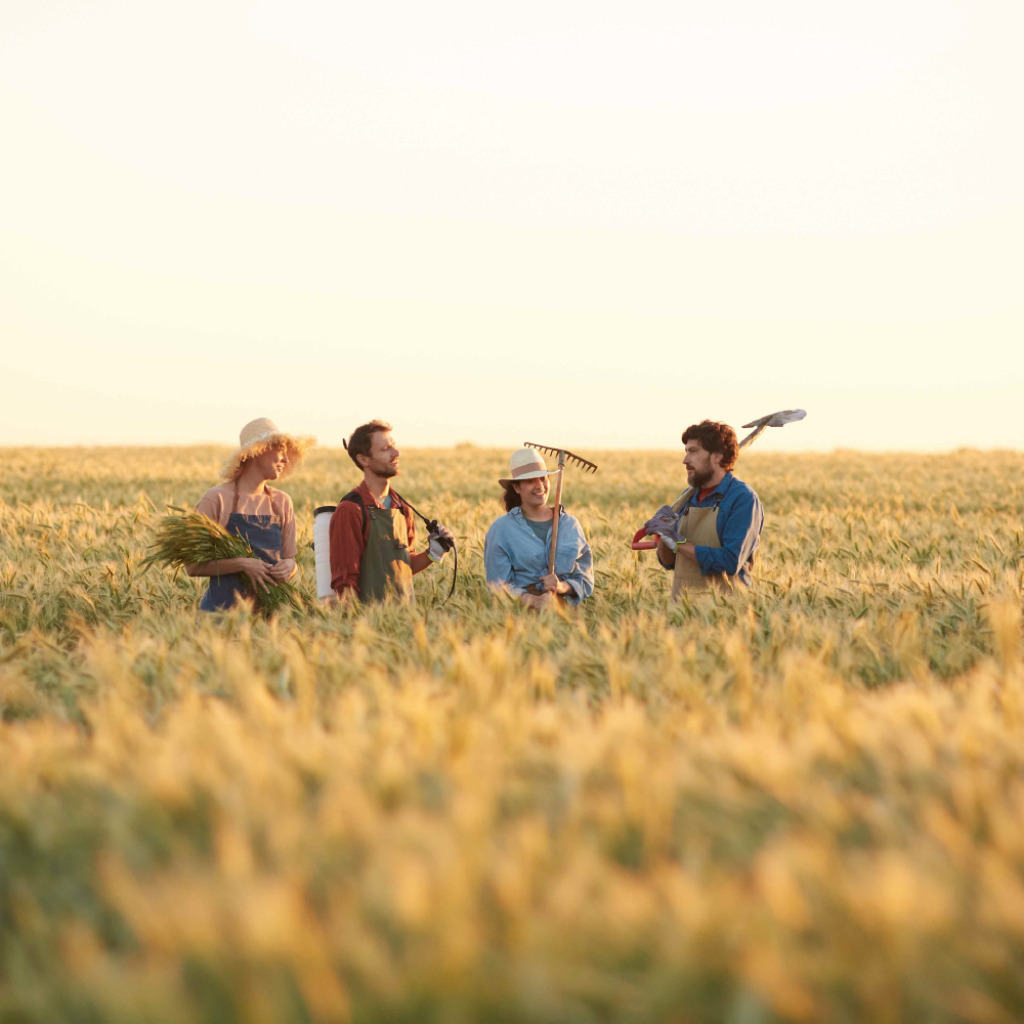 Pengusaha Gula Gunawan Jusuf - President and Chief Executive Officer ...