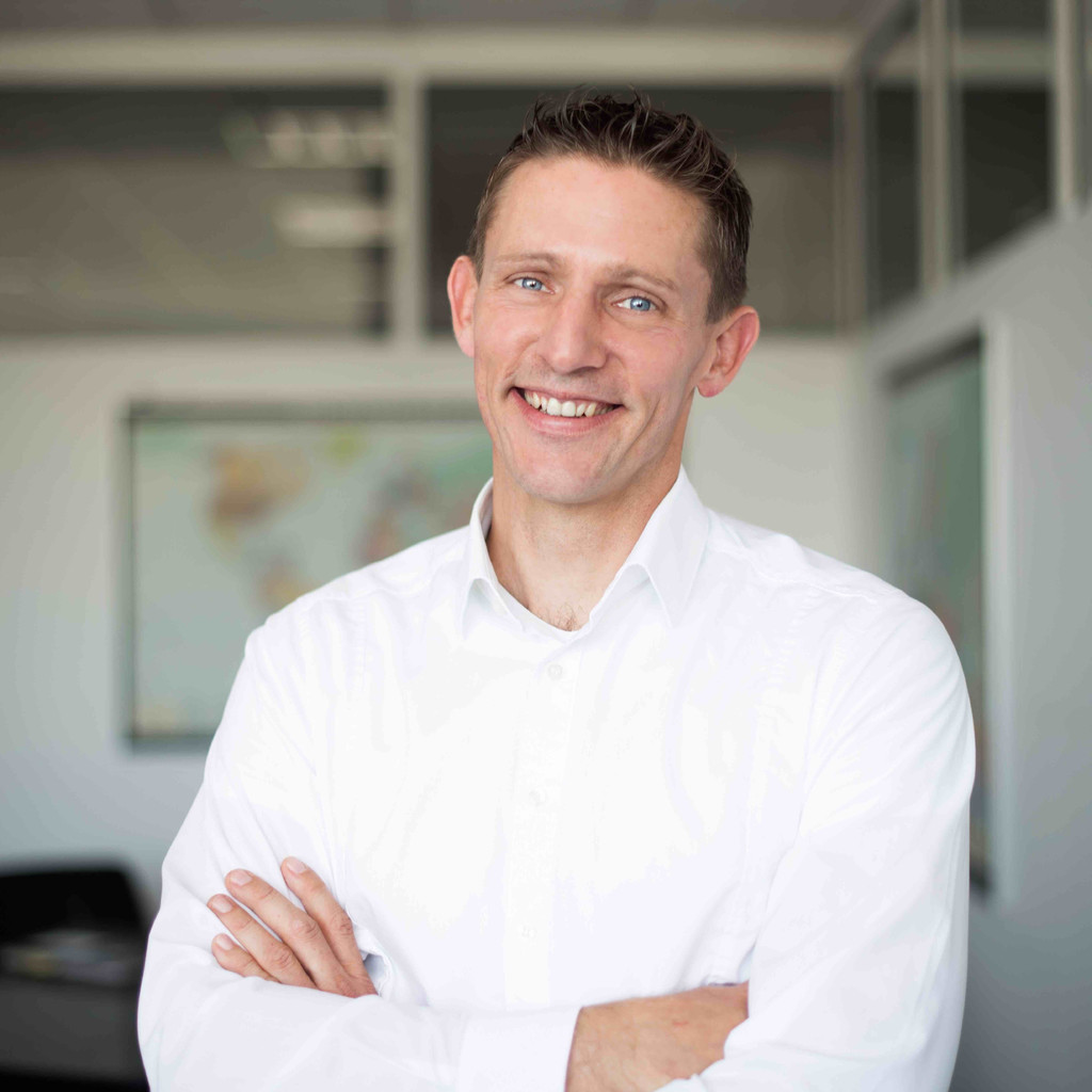 Dipl.-Ing. Henning Simon - Geschäftsführer / Managing Director - NTN ...