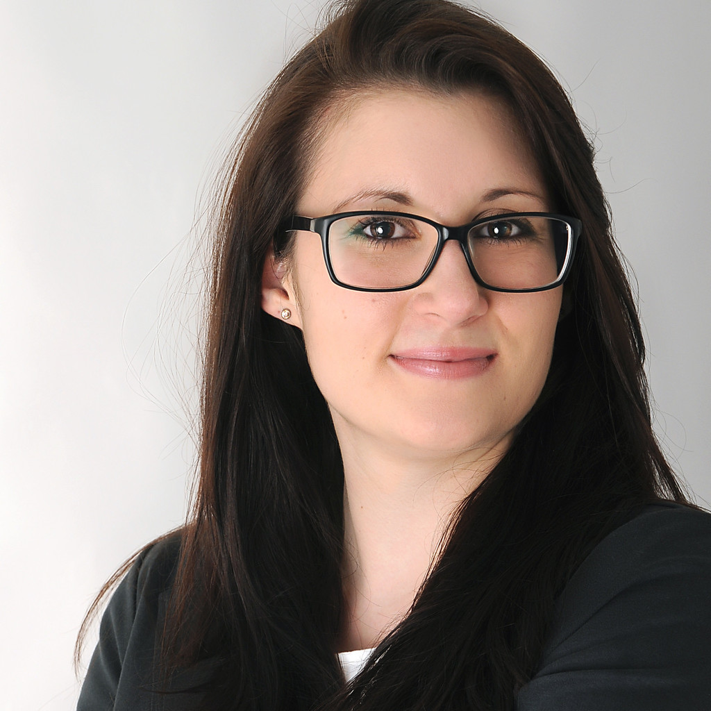 Laura Deitz - Marketing Bereich Mobilhydraulik - Hydac Mobilhydraulik ...