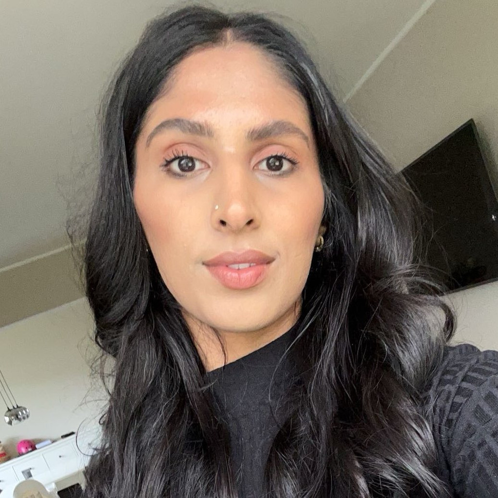 Rafia Nawaz - Sales Manager - Canon Deutschland GmbH | XING